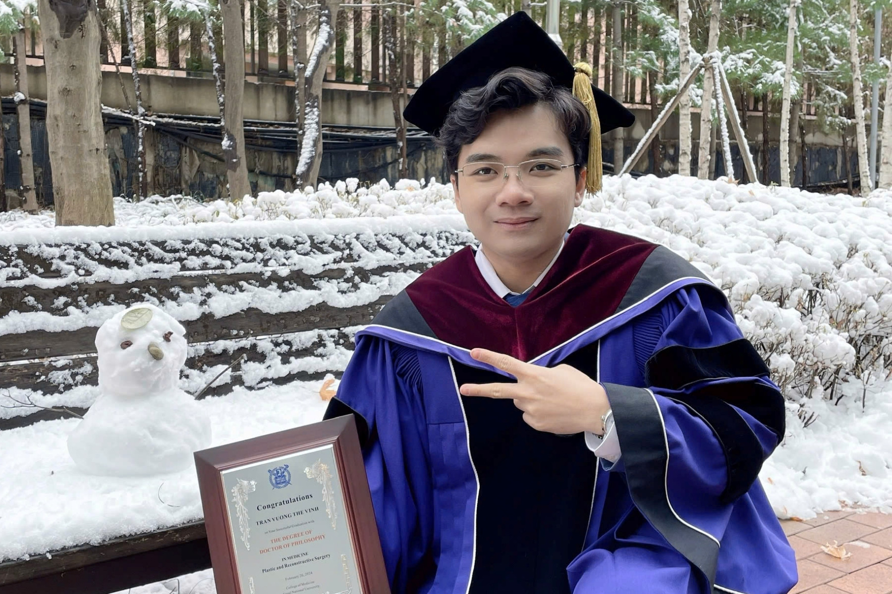 Diễn đàn Nghề giáo | Chàng trai lấy bằng tiến sĩ ở tuổi 29, chọn về ...